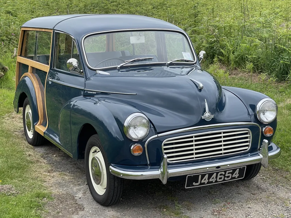 Classic Morris Minor Cars for Sale | CCFS