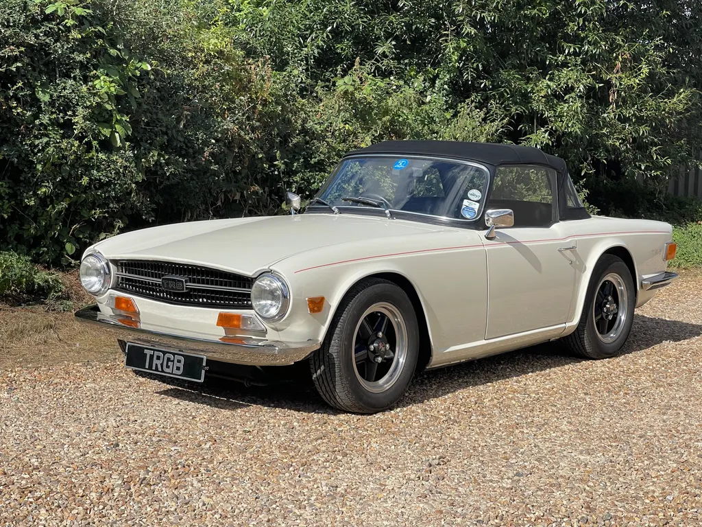Classic Triumph Tr6 Cars for Sale | CCFS