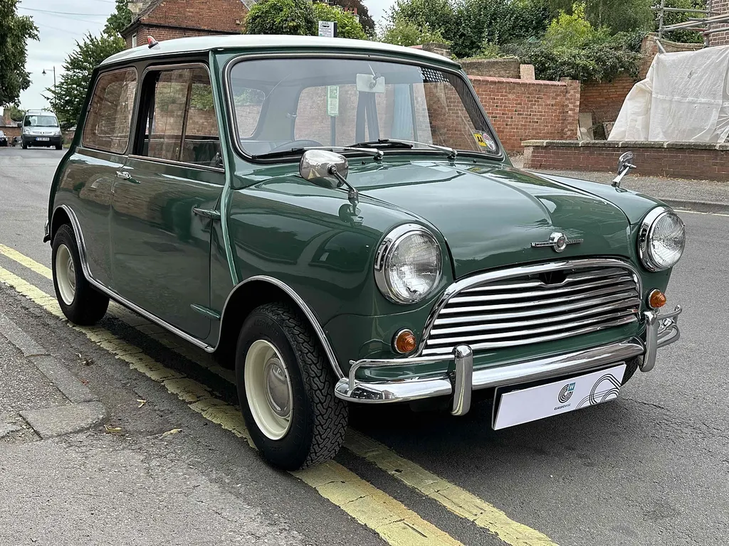 Classic Morris Cars for Sale | CCFS